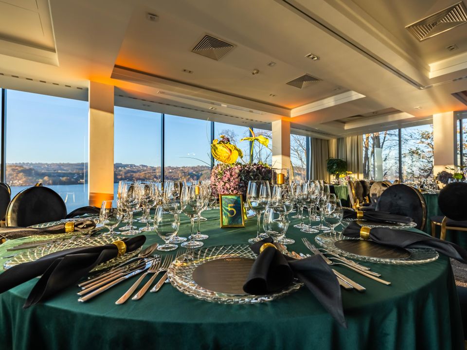 Tu żyje się naprawdę - Heron Live Hotel